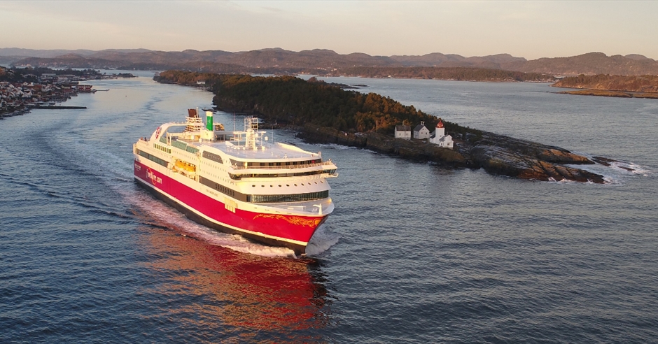 To Bergen By Boat & Ferry - VisitBergen.com