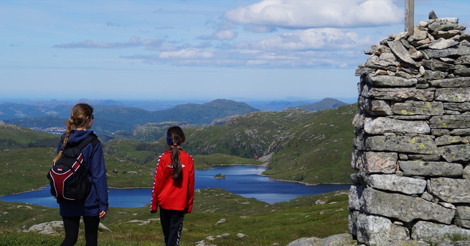 Vidden hike from Ulriken to Fløyen - visitBergen.com
