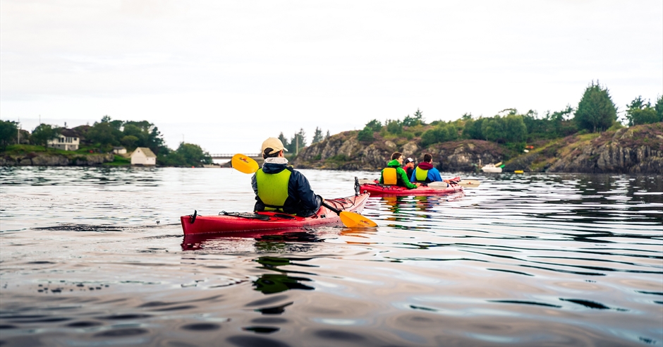2 day guided kayak trip around the Øygarden islets outside Bergen ...