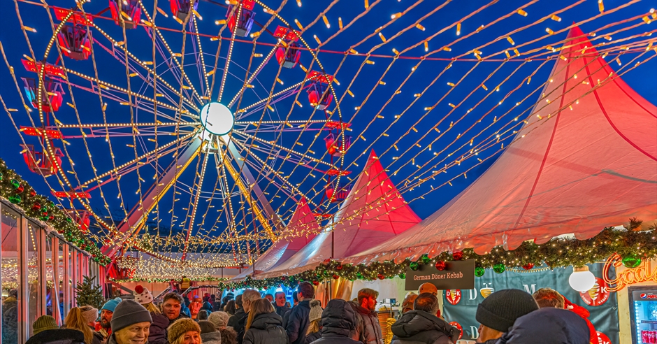 Bergen Christmas Market - Christmas fair - visitBergen.com