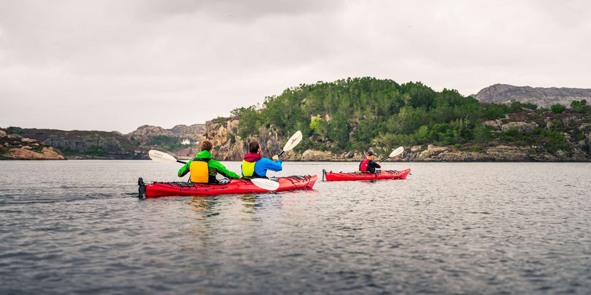 Guided kayak trip around the Øygarden islets outside Bergen ...