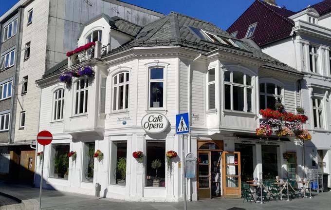 Pubs & Bars in Bergen - visitBergen.com